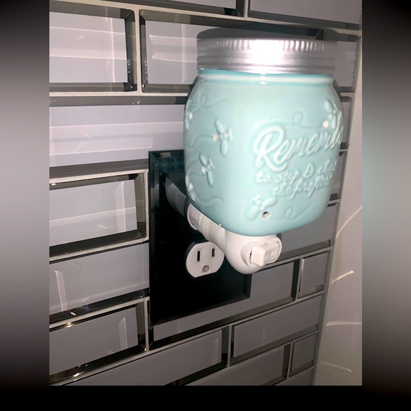 Scentsy | Accents | Scentsy Wall Plugin Fragrance Warmer | Poshmark